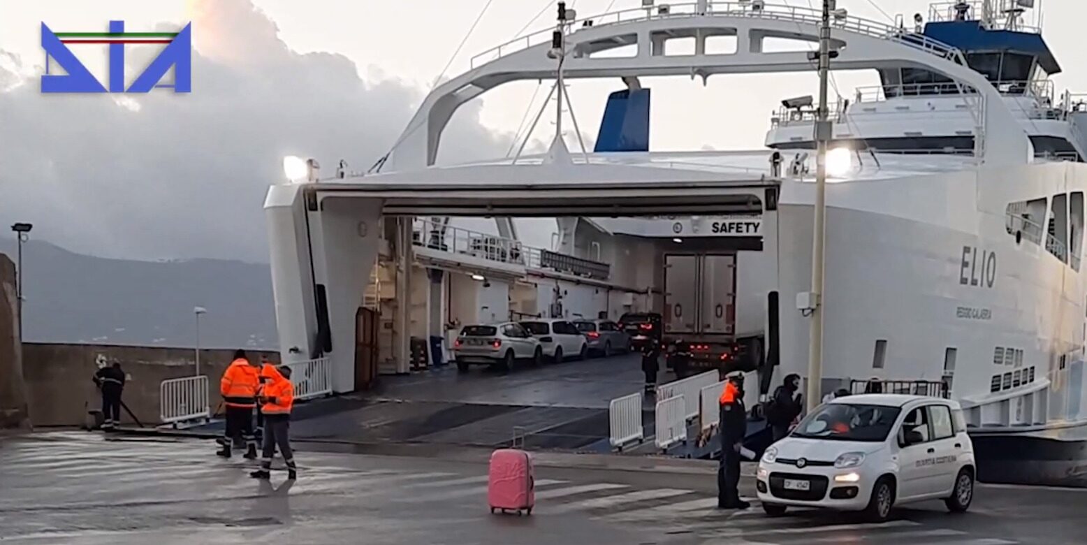 La cosca dello Stretto e «il numero uno della Caronte» - Corriere della ...