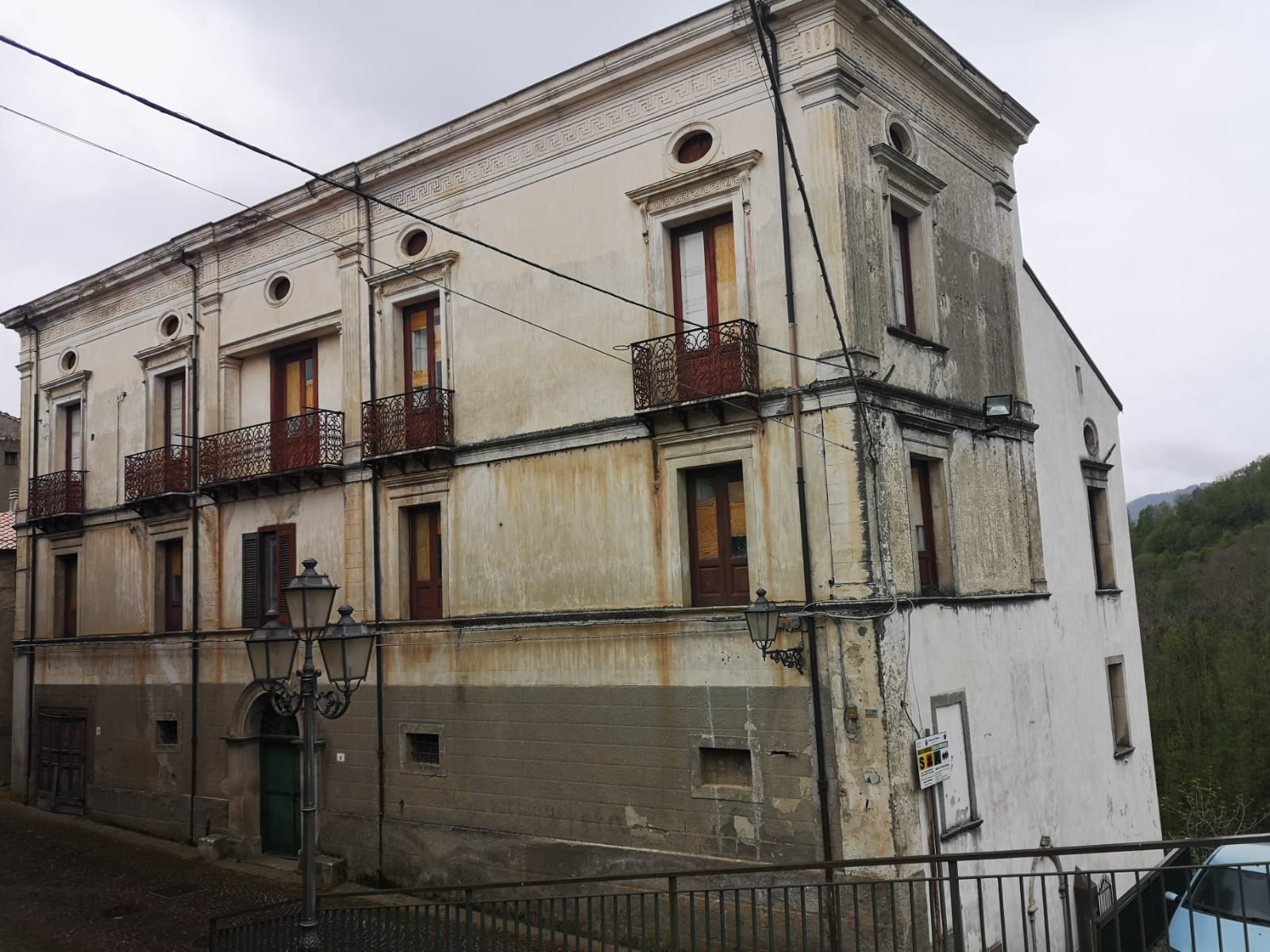 La famiglia Santelli dona al Comune di Malito il Palazzo storico di ...