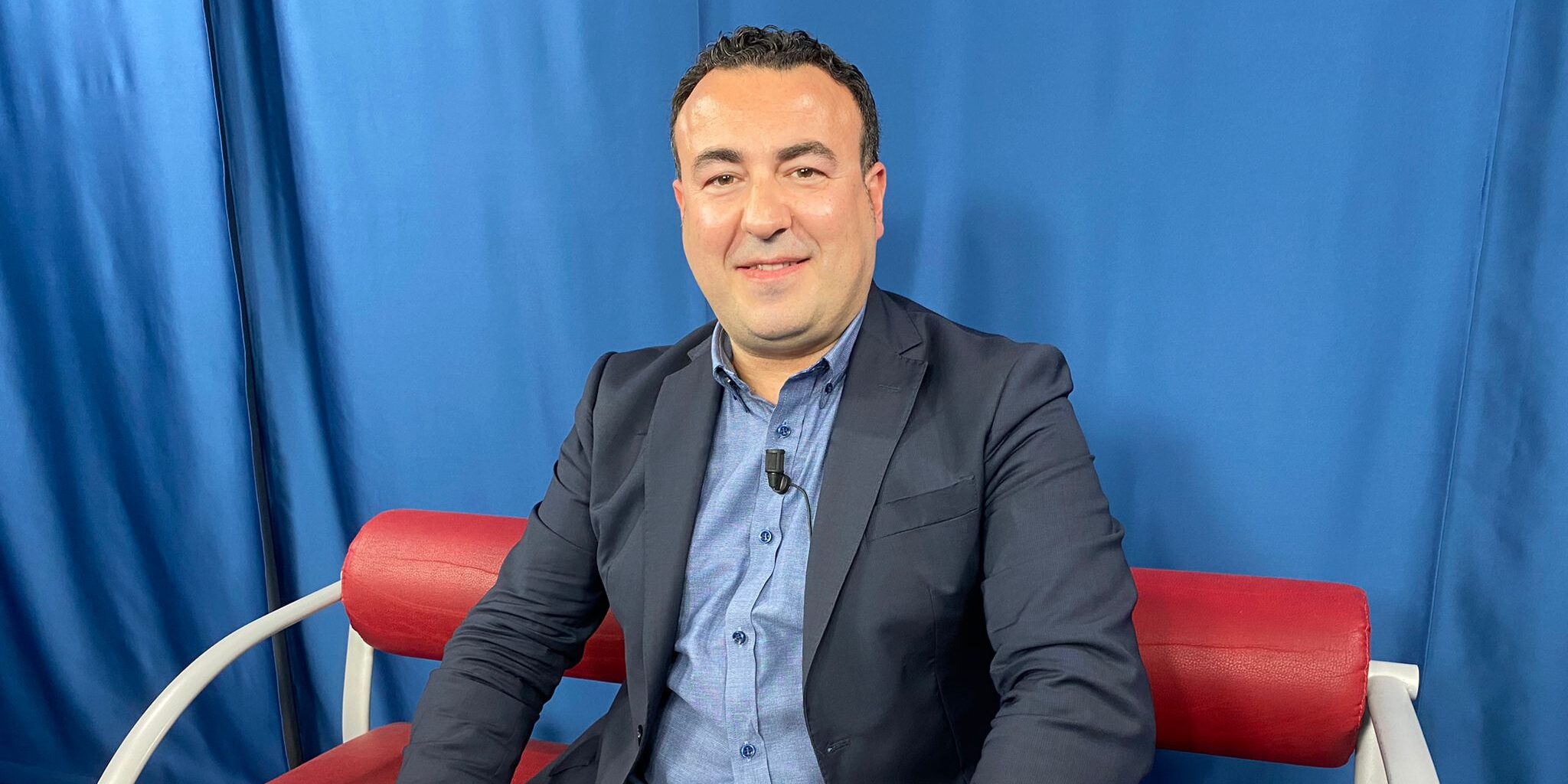 Calabretta a de Magistris: «Studi le norme in materia di servizio idrico»