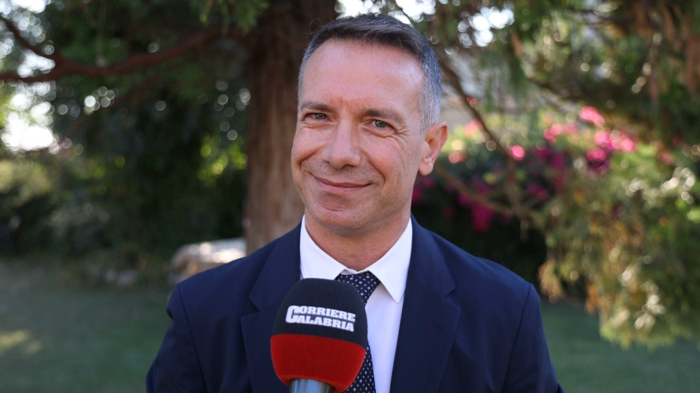 Preti sotto attacco nel Vibonese, Camillo Falvo: «Quando si lavora bene ...