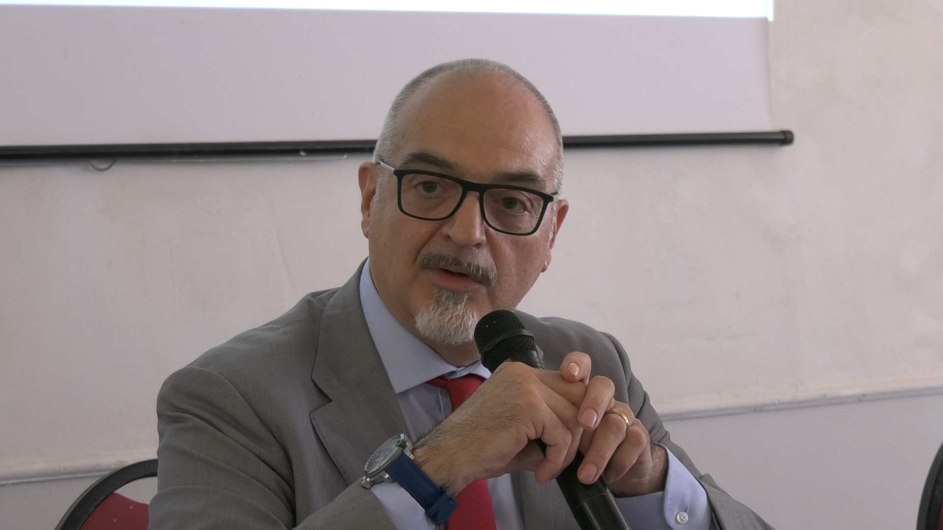 Sanità, Misiti: «In Calabria tante domande senza risposte»