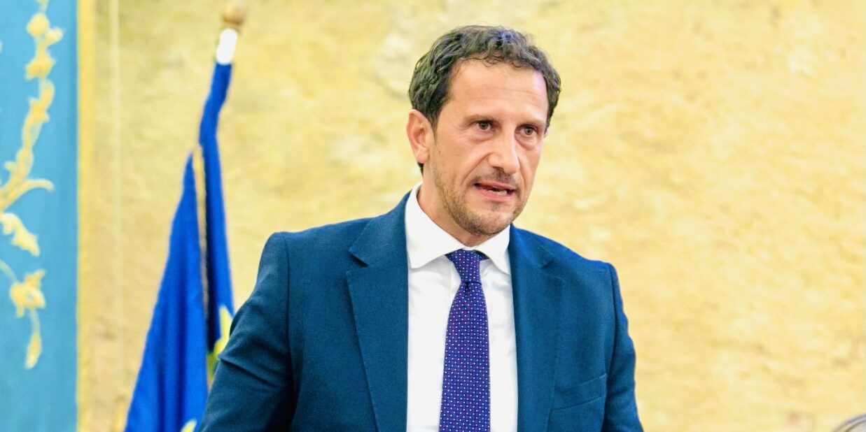 Il prof. Peppino De Rose relatore sui fondi europei al TTG Travel ...