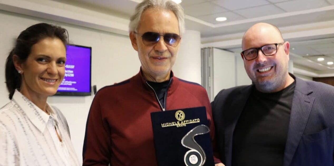 London One Radio premia Bocelli con un'opera di Affidato