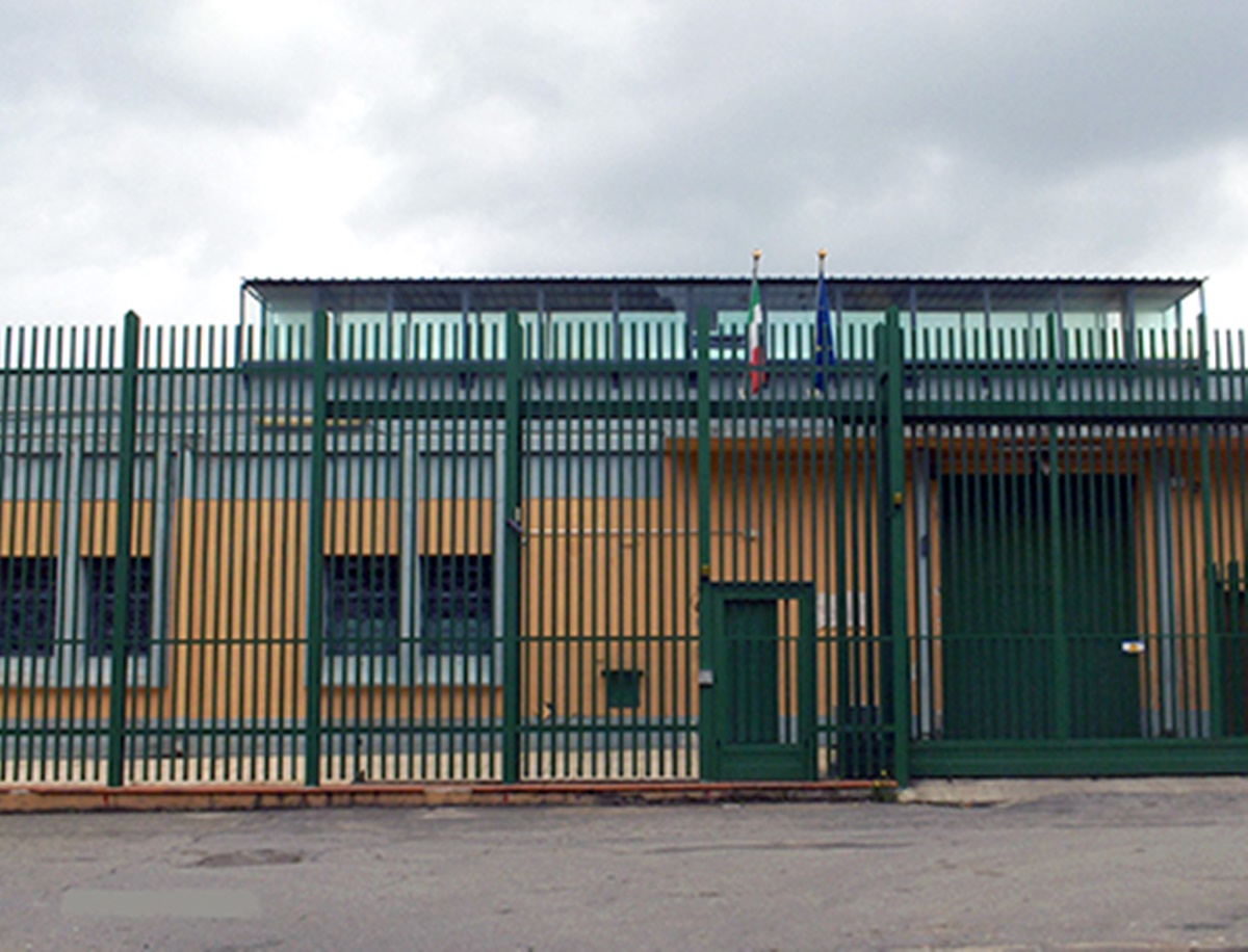 Evaso un detenuto dal carcere di Palmi: rintracciato e bloccato