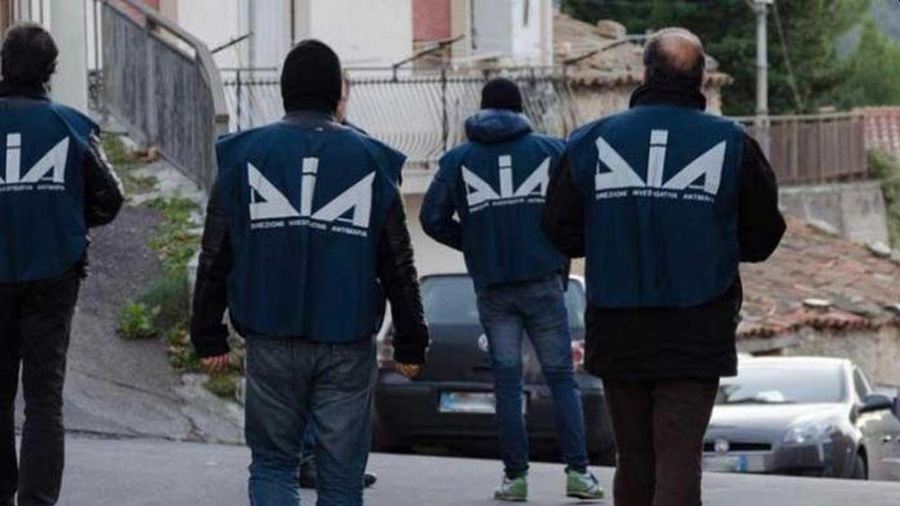 Dal monopolio del pesce alla raccolta degli oli esausti: la ’ndrangheta ...