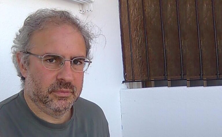 Addio al giornalista Alfonso Scalzo, aveva 59 anni - Corriere della ...