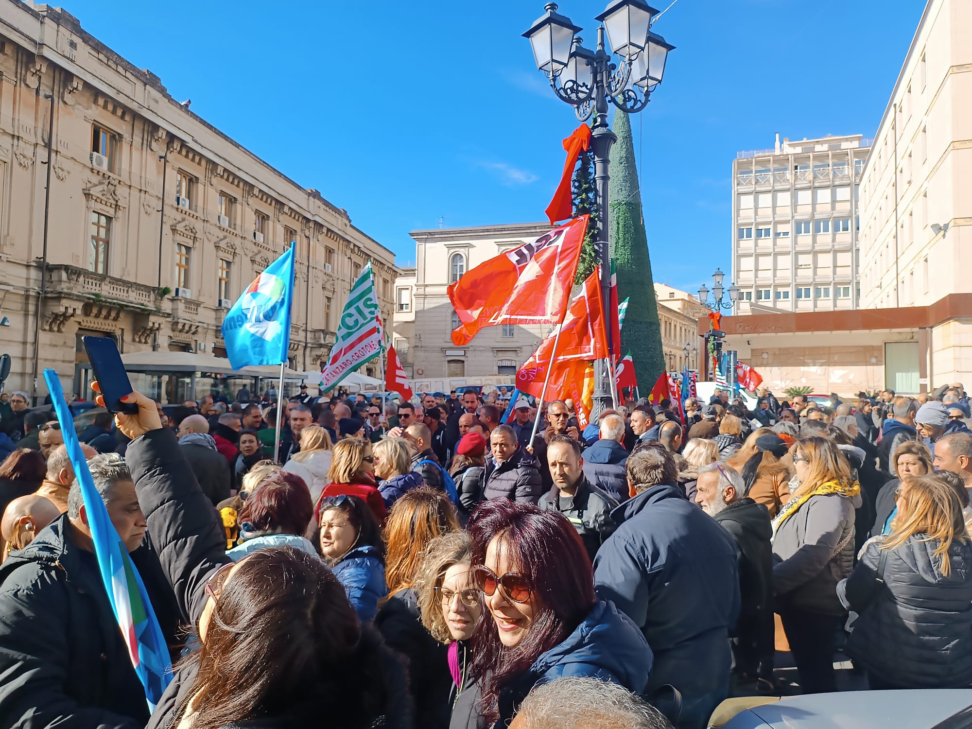 Tirocinanti, Calabrese: «Stiamo trovando le soluzioni, ma tante persone ...