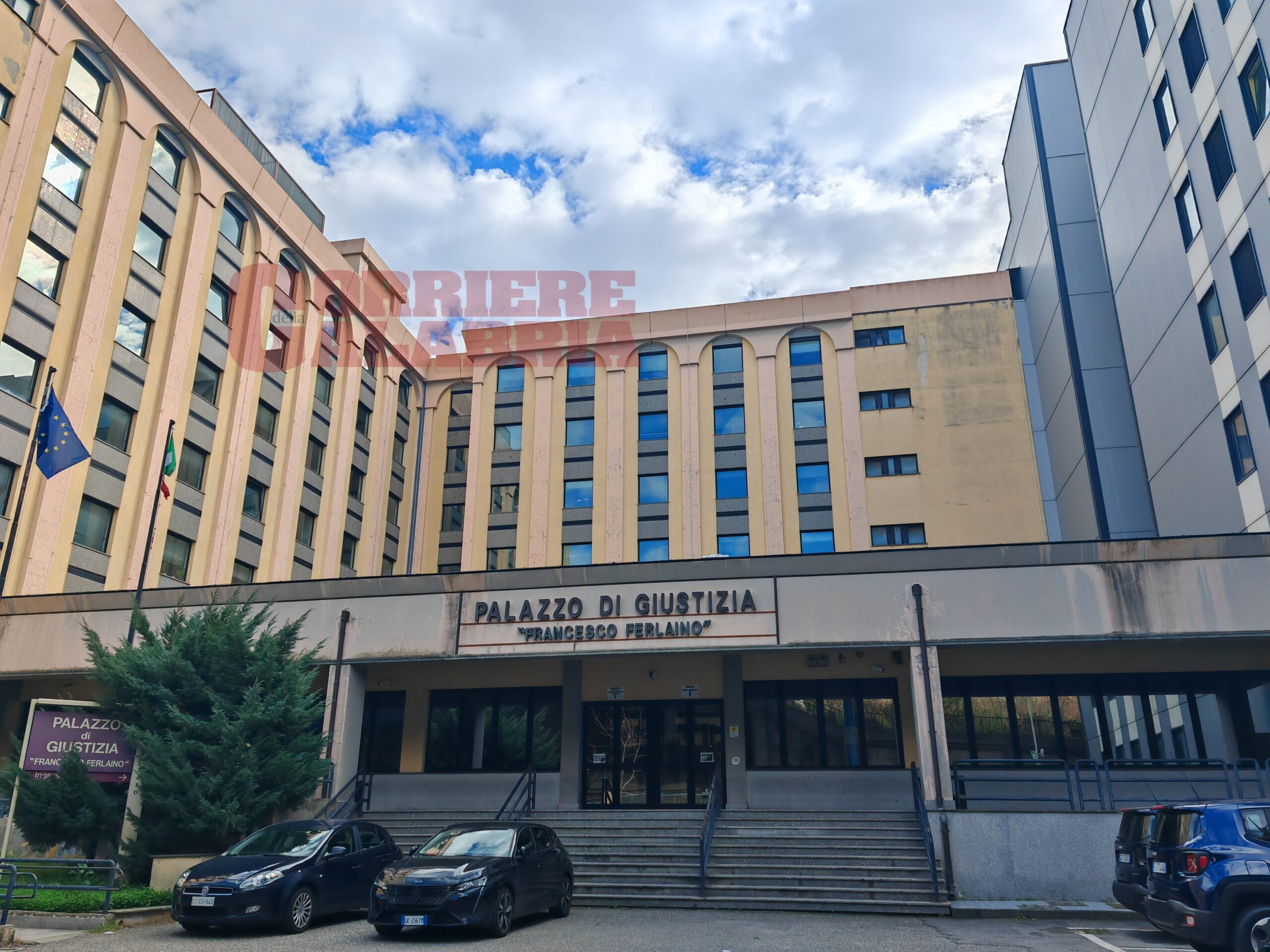 Lavoratori sfruttati nei supermercati, Paoletti condannato a oltre 7 ...