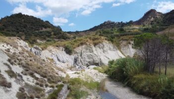 I diapiri di Zinga, l'oro bianco di Casabona - VIDEO