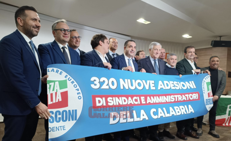 Forza Italia cresce in Calabria con 320 nuove adesioni - NOMI