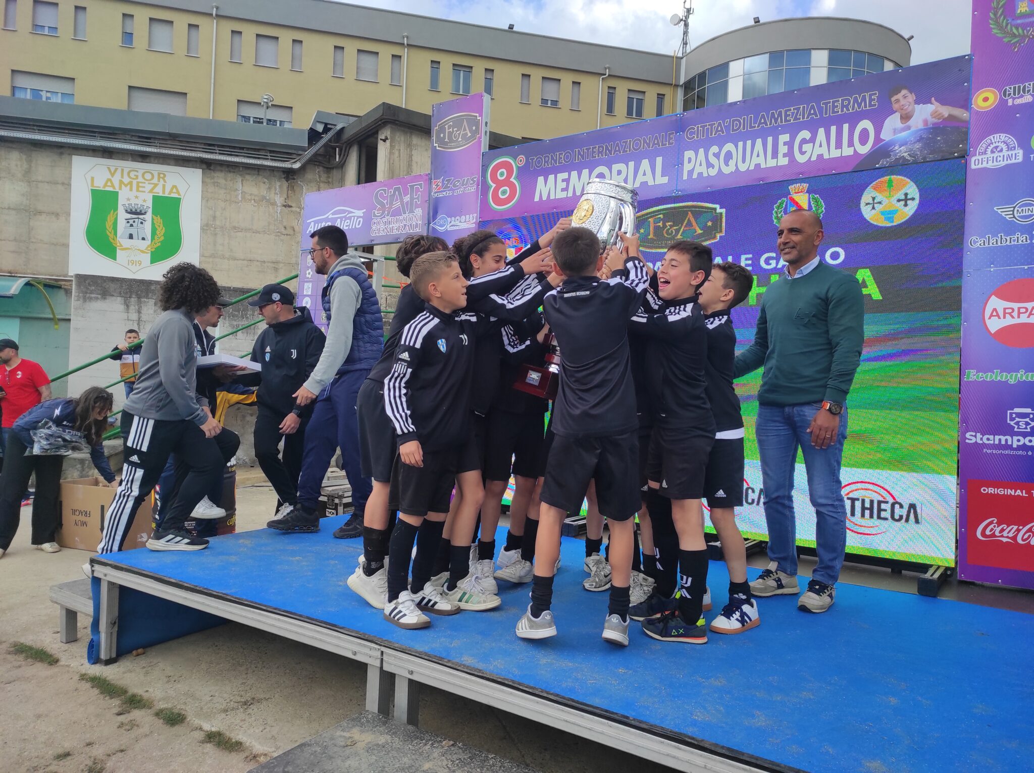 Alla Fiorentina l'ottavo Torneo Internazionale Città di Lamezia Terme ...