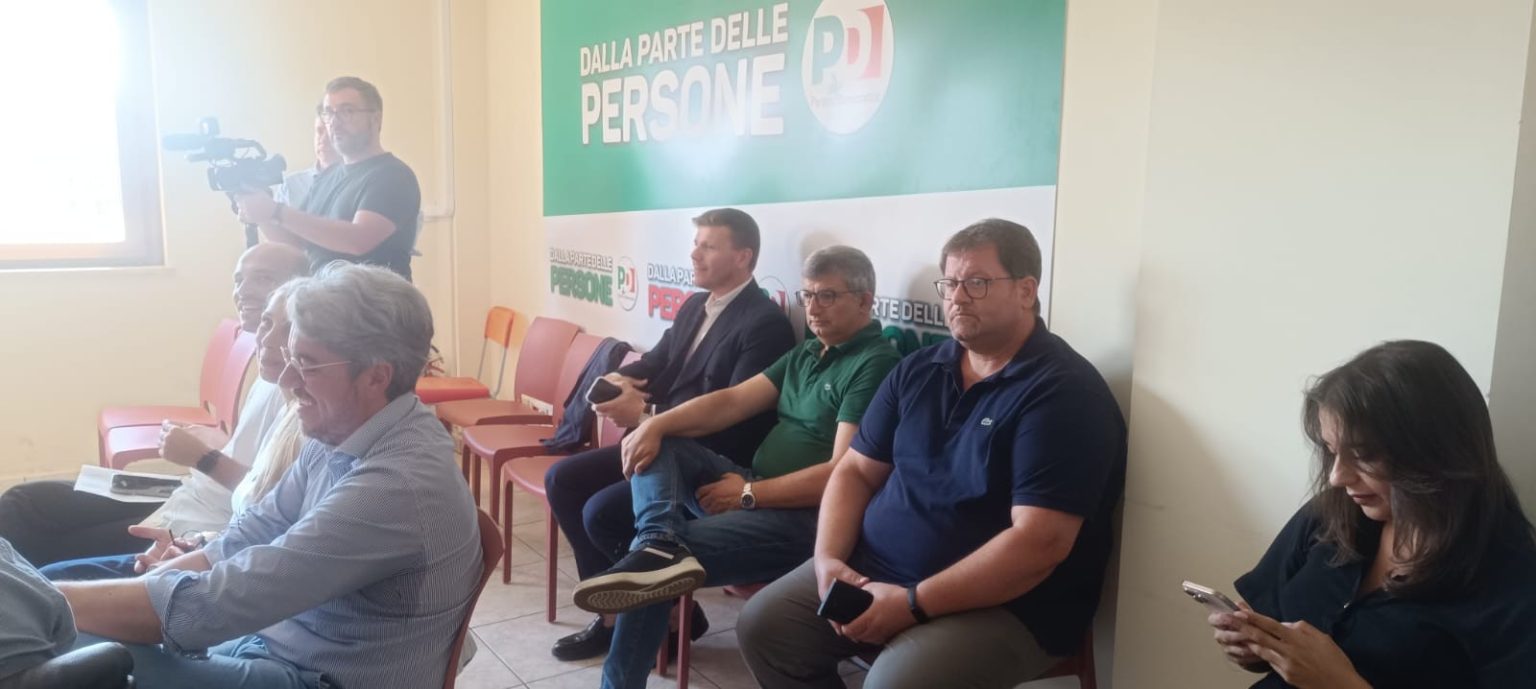Regionali, il campo largo ufficializza la candidatura di Tridico. Al ...