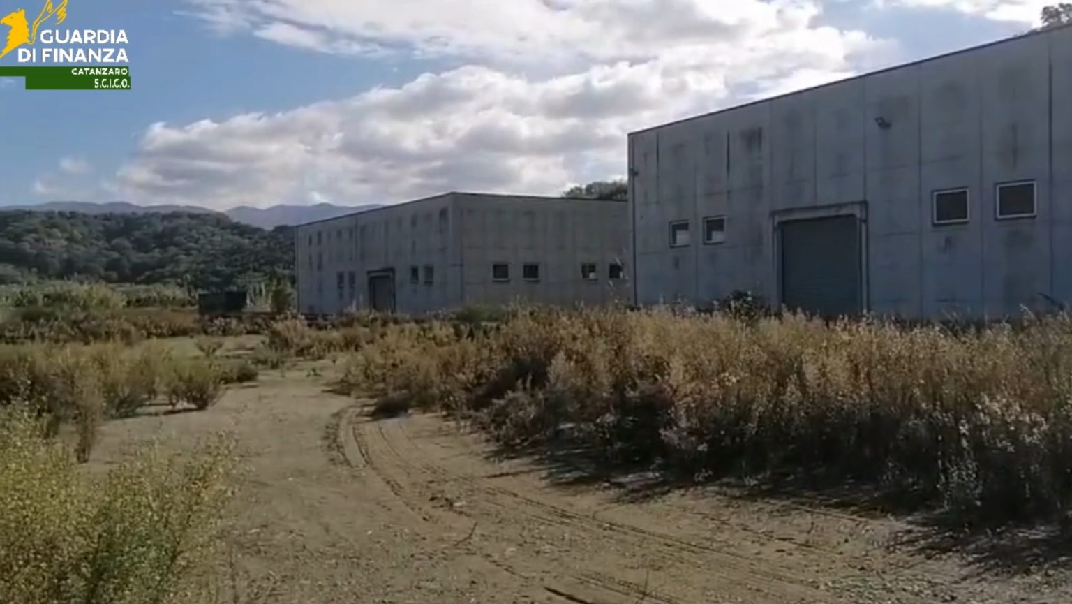 'Ndrangheta, sequestri per oltre 4,5 milioni di euro per due esponenti della cosca Anello-Fruci ...