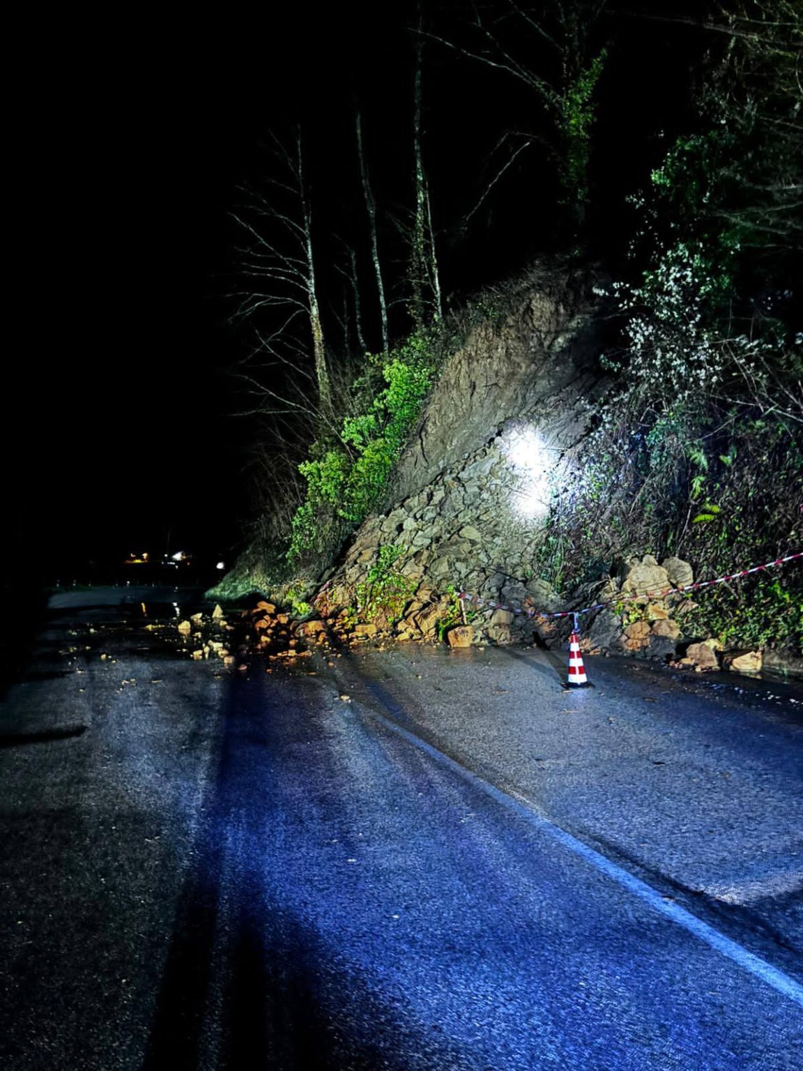 Calabria nella morsa del ciclone Ulrike: fiumi in piena, frane e ...