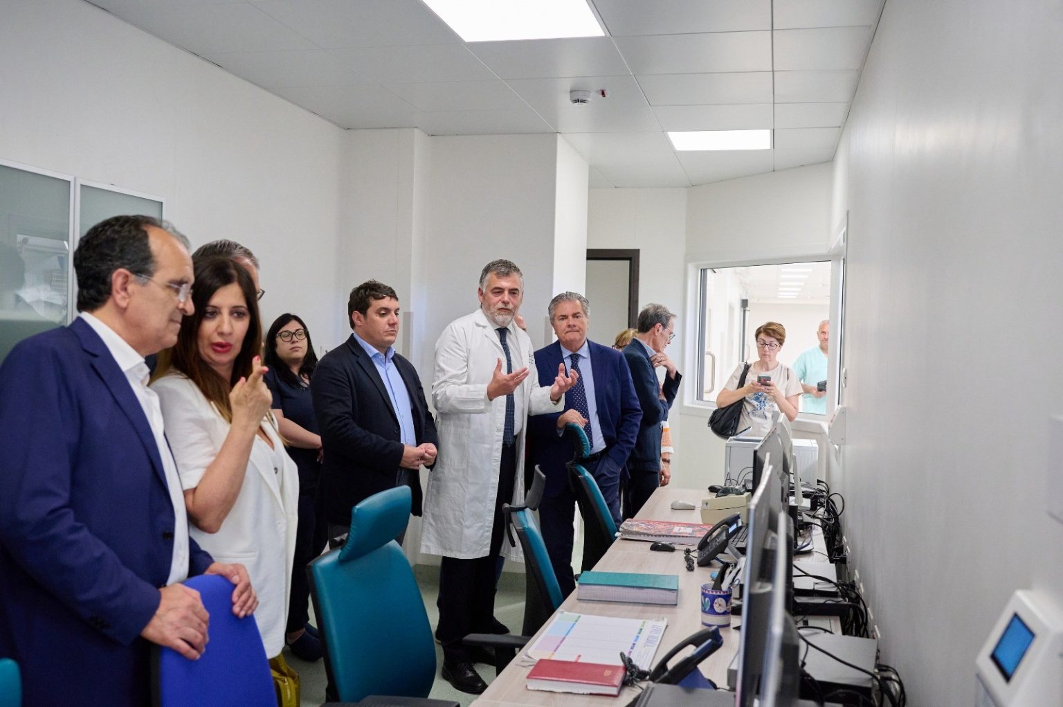 Policlinico di Catanzaro, inaugurata la nuova Utic. E tempi brevi per ...