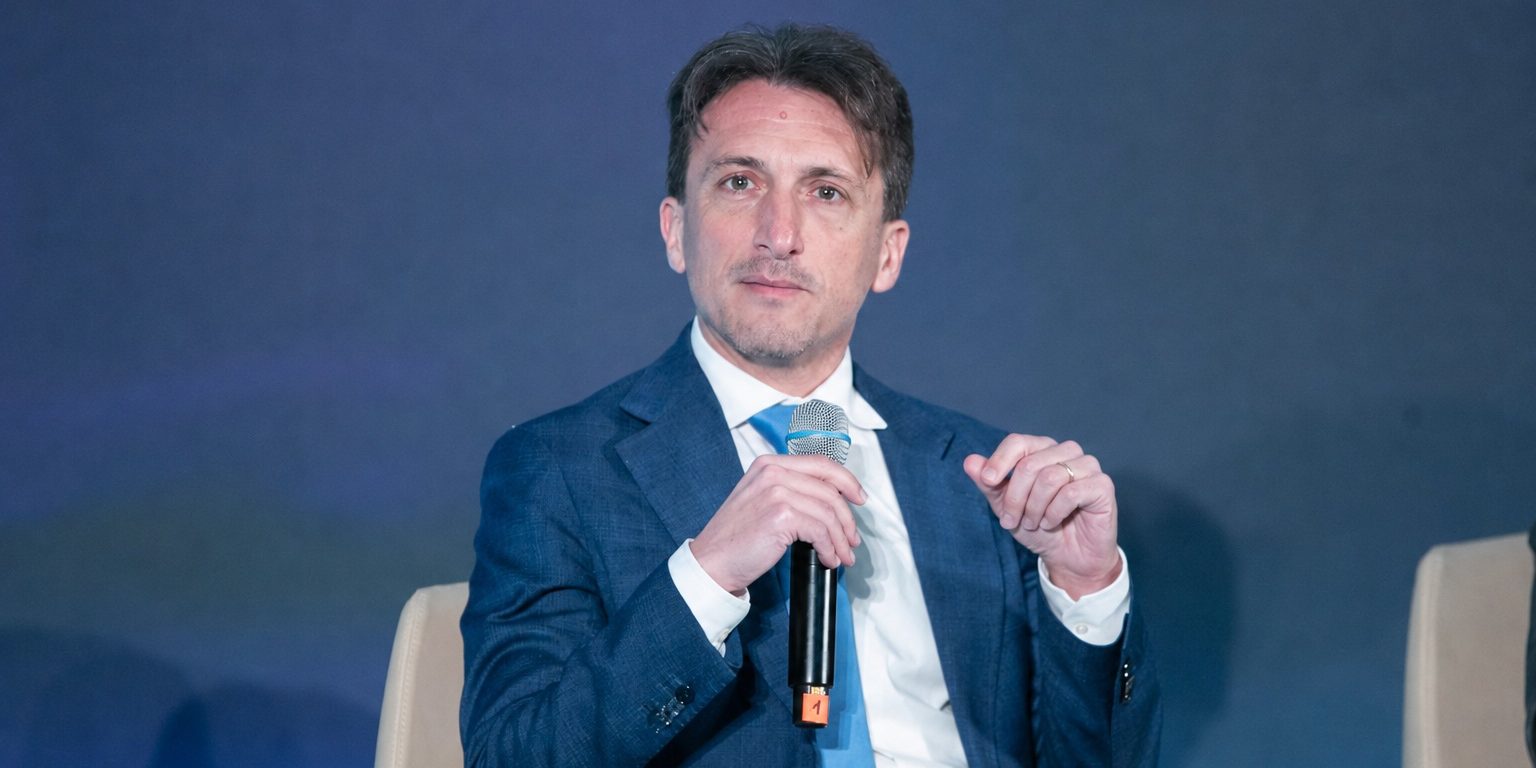 AI, una conferma per il rettore Unical Gianluigi Greco: guiderà il ...